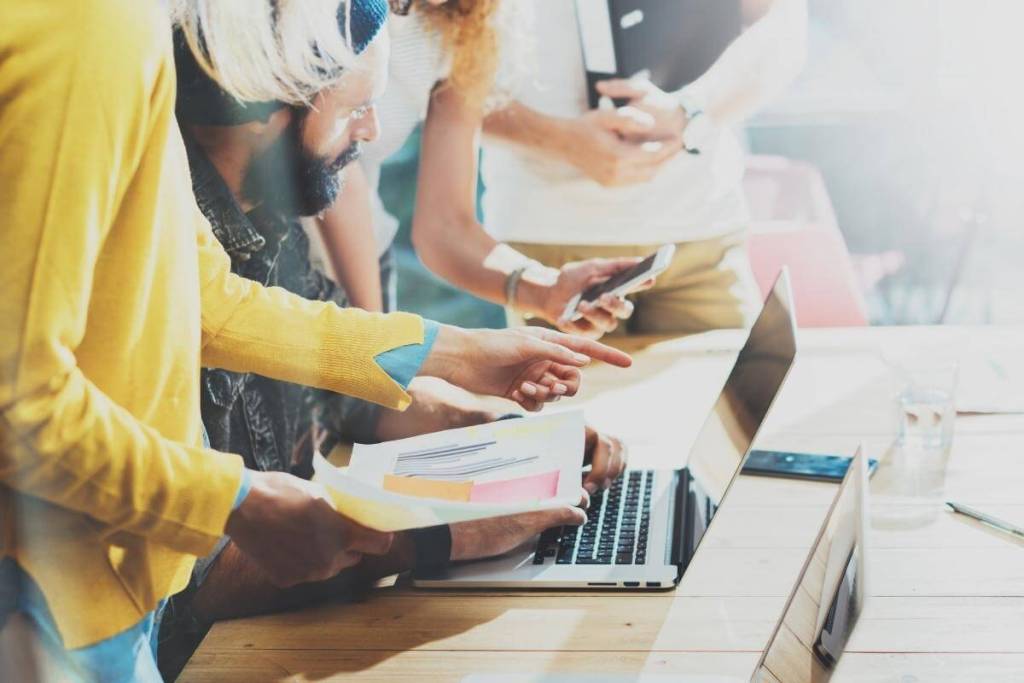 What Is Customer Support Experience: A Reference Guide