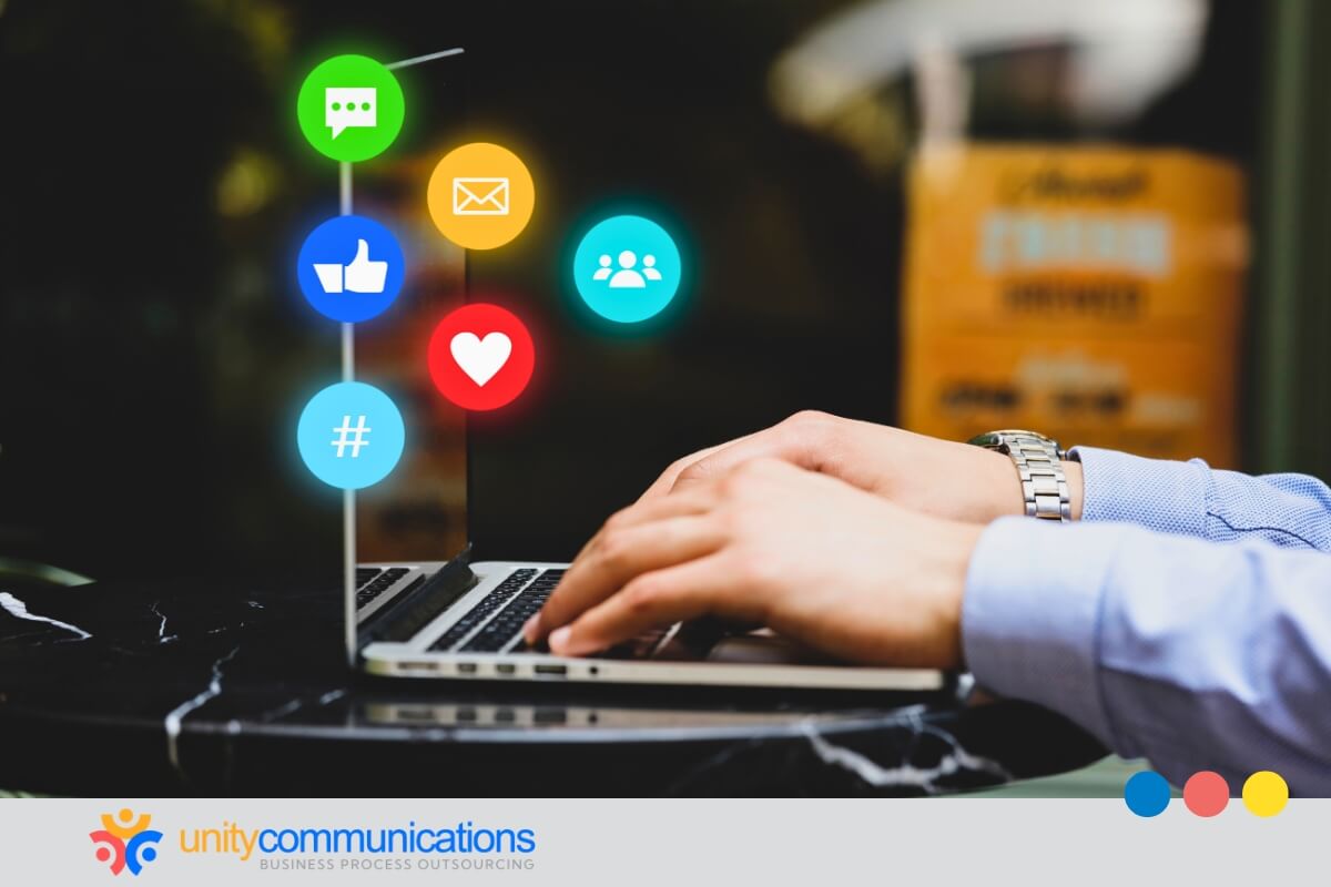 Smart Ways to Handle Social Media Comments Professionally